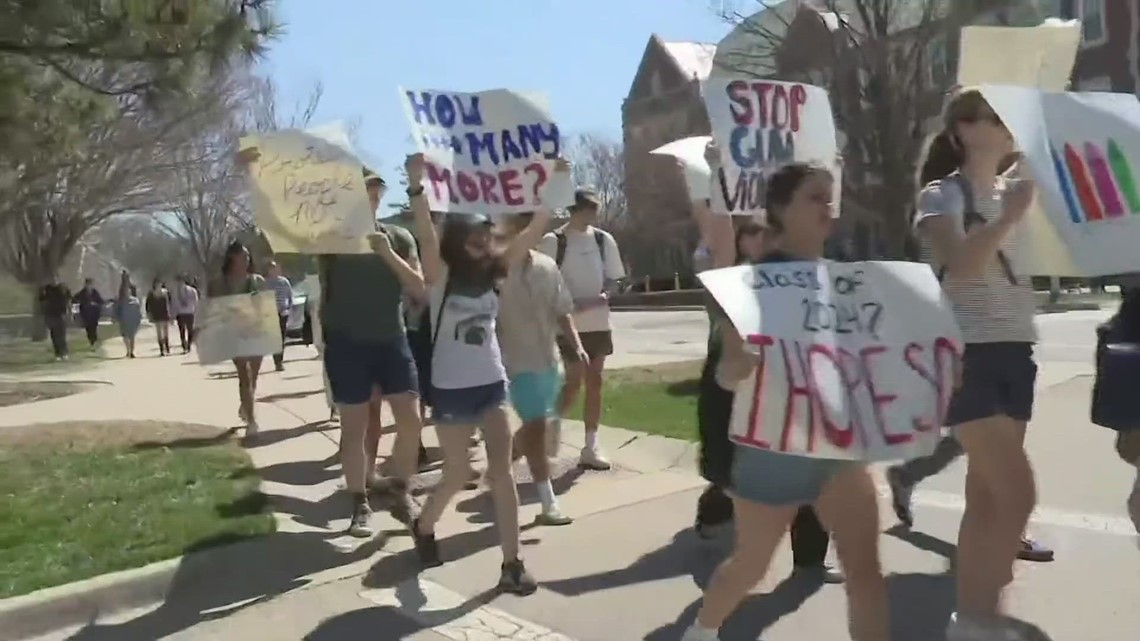 Michigan State Students Stage Walkout For Stronger Gun Laws | 9news.com