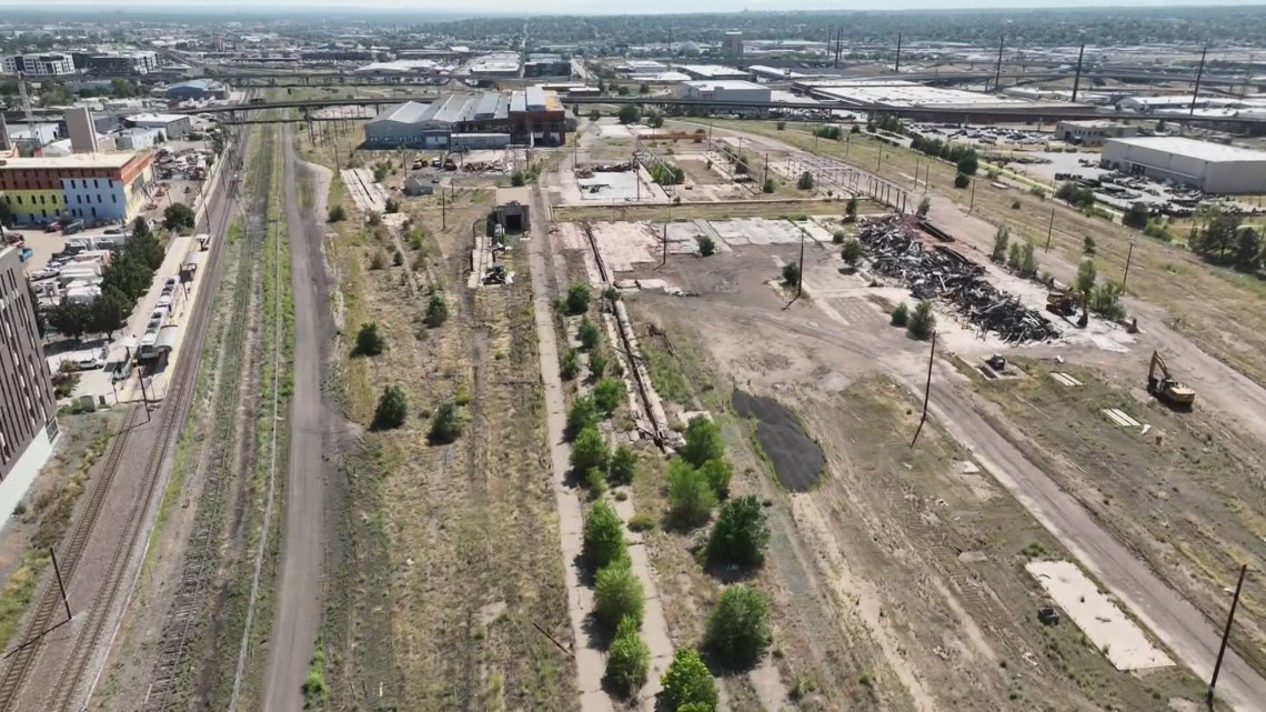 Broncos welcome Burnham Yard community coalition | 9news.com