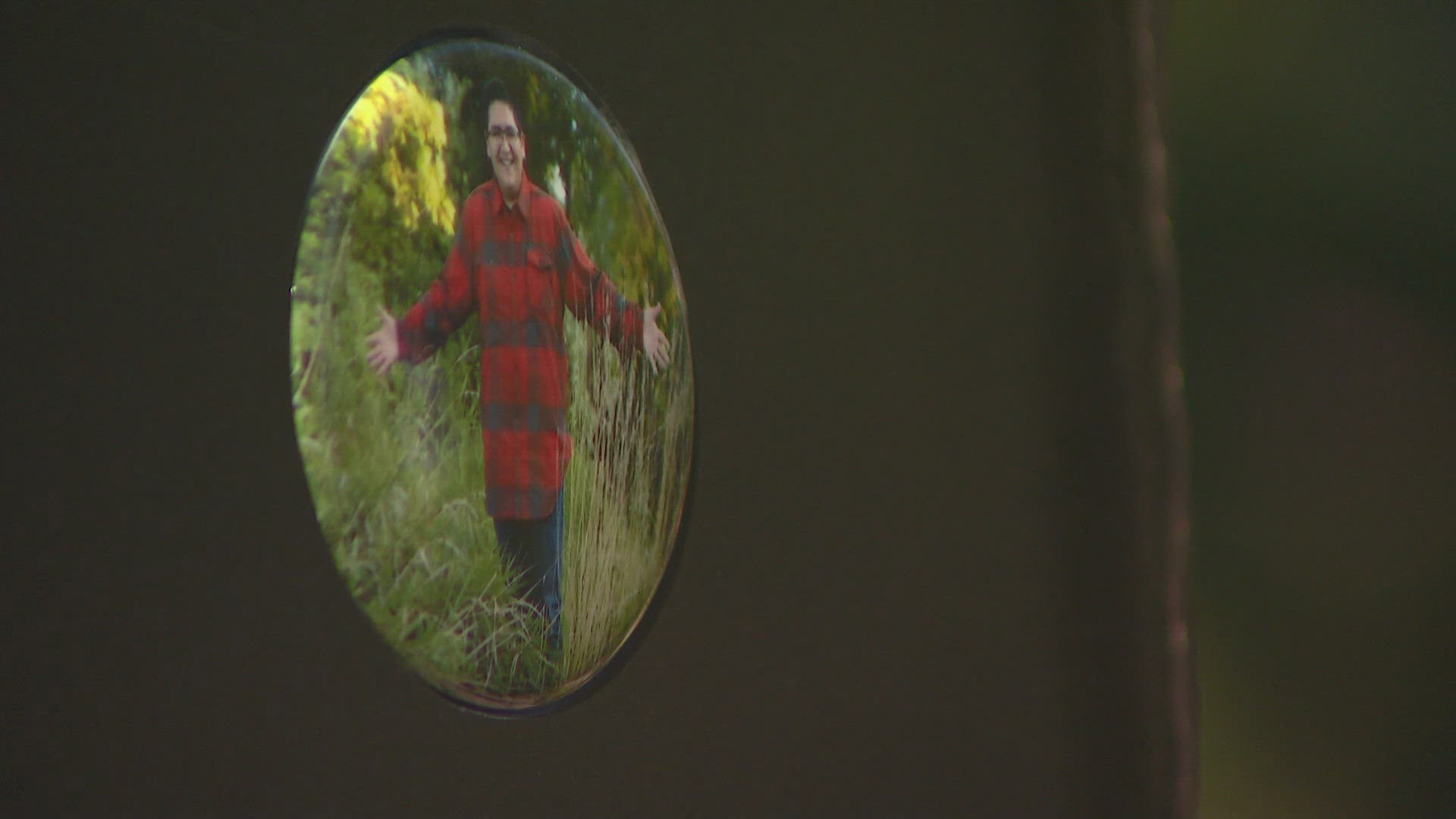 Kendrick Castillo memorial monument unveiled in Highlands Ranch | 9news.com