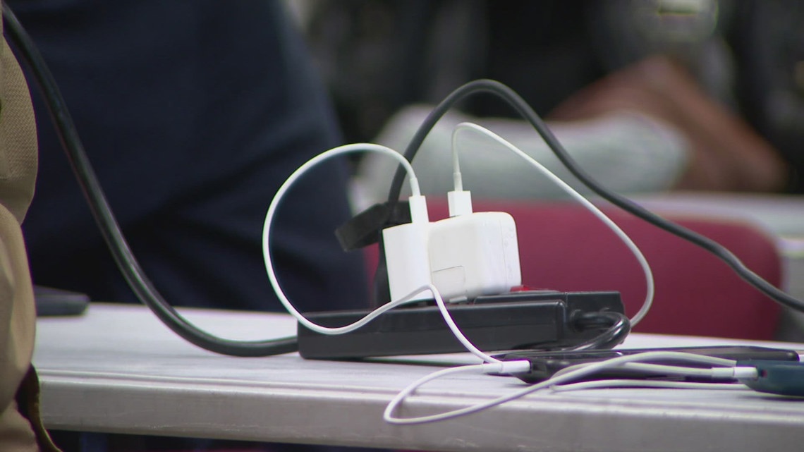 Extended headlines | Xcel works to restore remaining power outages in ...