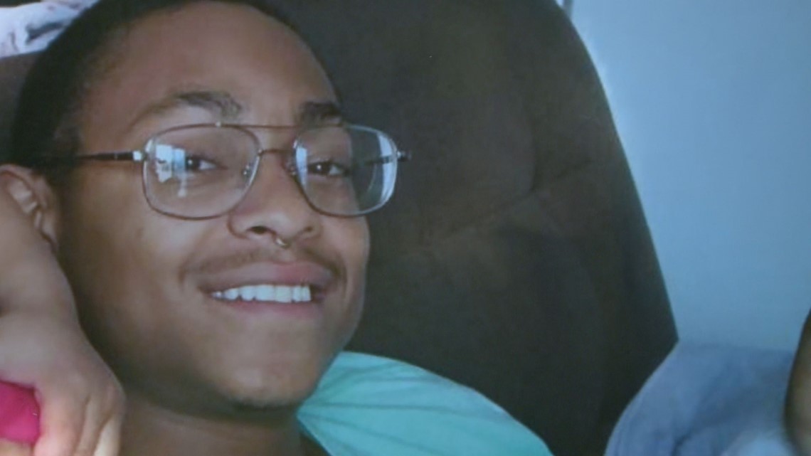 Autopsy into police shooting death of William Debose released | 9news.com