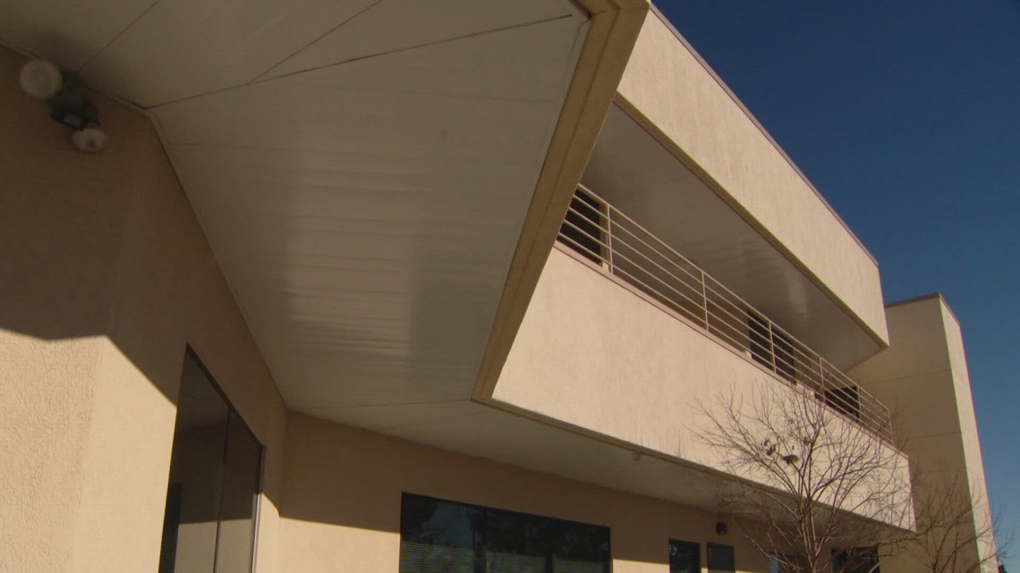 How to get rid of indoor insects on plants | 9news.com