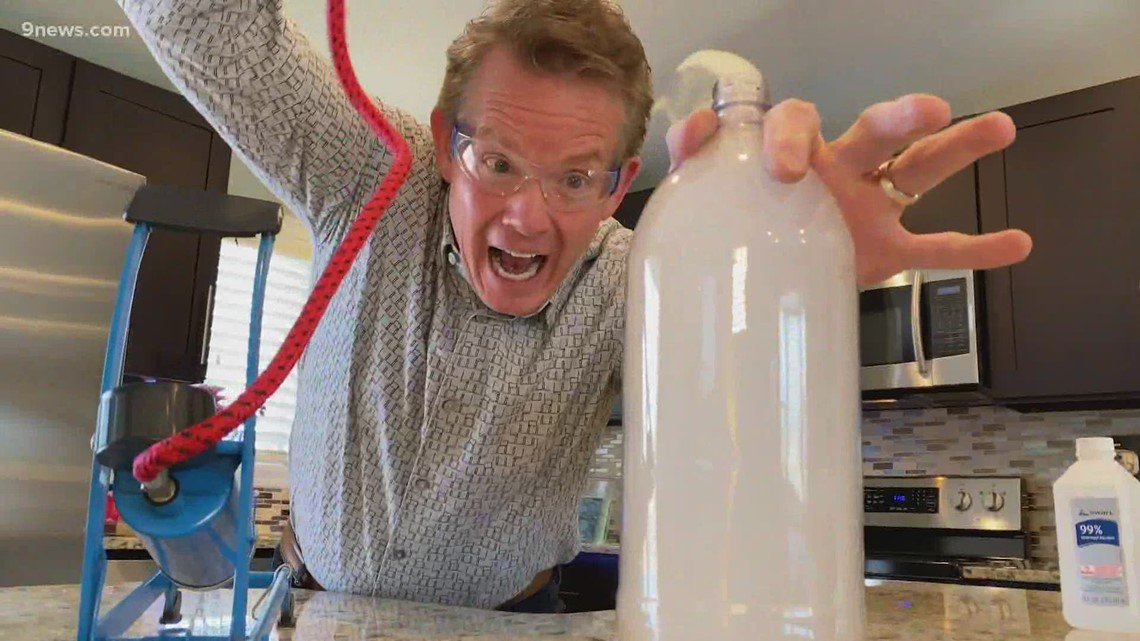 Science minute: How to capture a cloud in a bottle | 9news.com