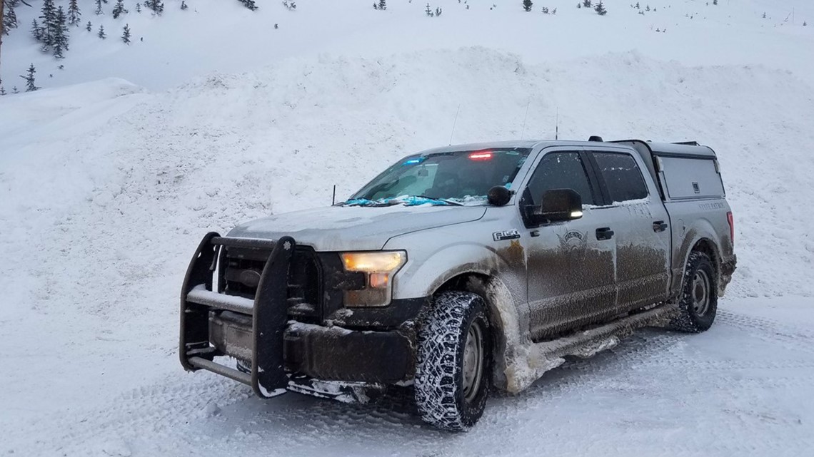 Colorado blizzard: Law enforcement around Colorado beg residents to ...