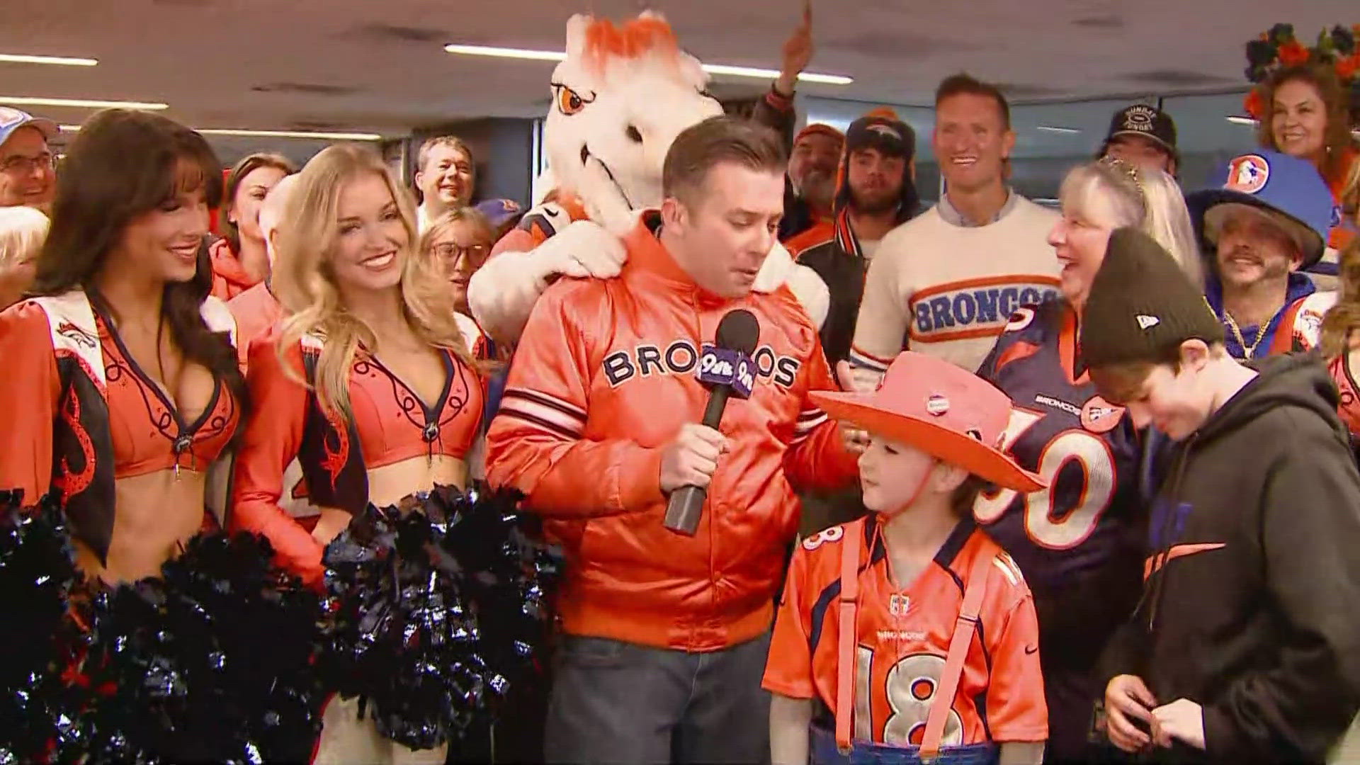 Fans wake up early, show their Broncos spirit ahead of AFC championship ...