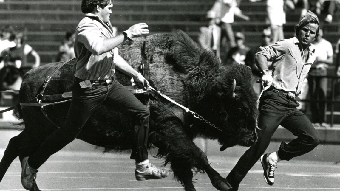 Deion 'Coach Prime' Sanders meets CU buffalo mascot Ralphie | 9news.com