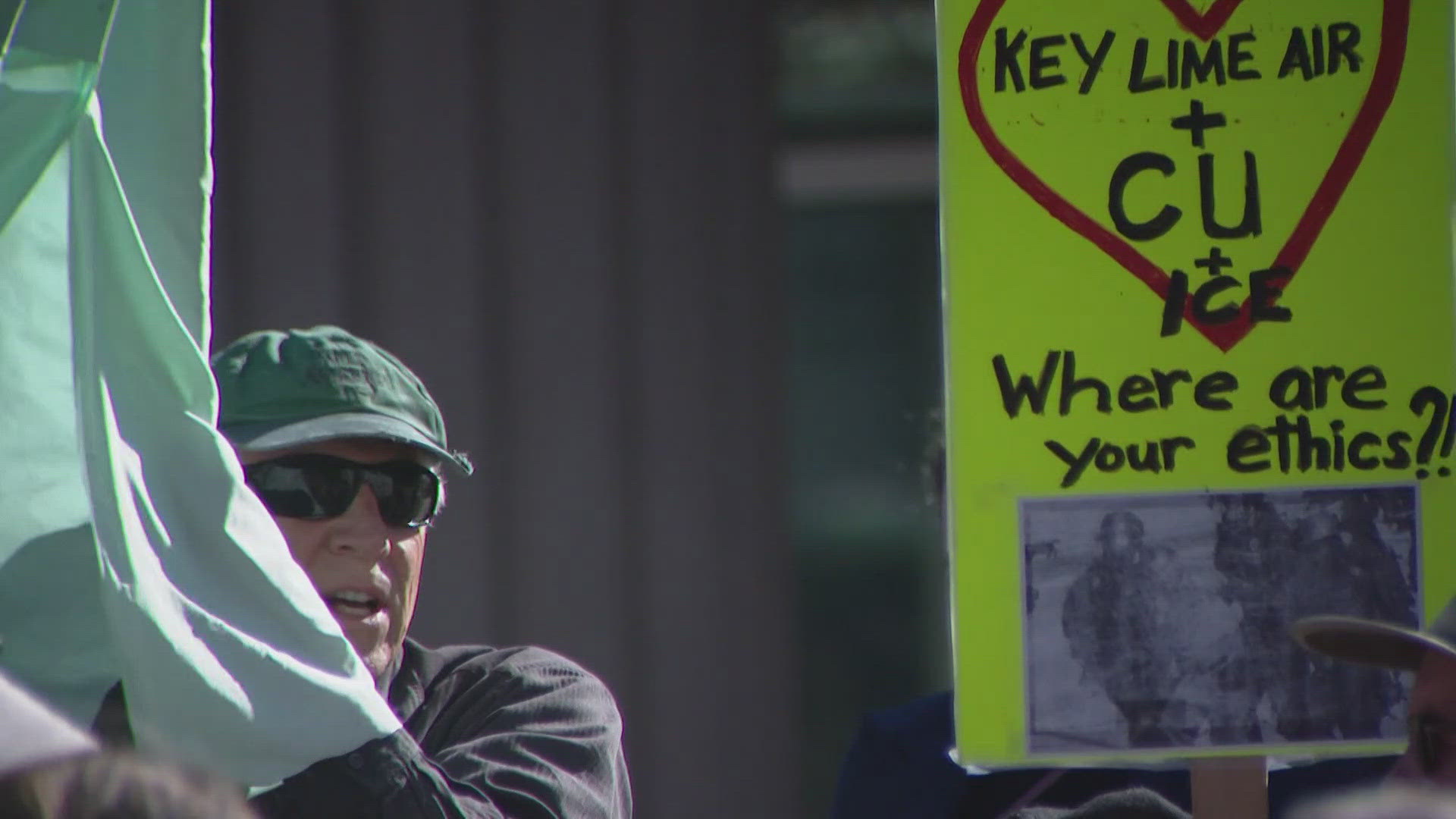 Protestors call for CU Boulder to end business with airline used by ICE ...