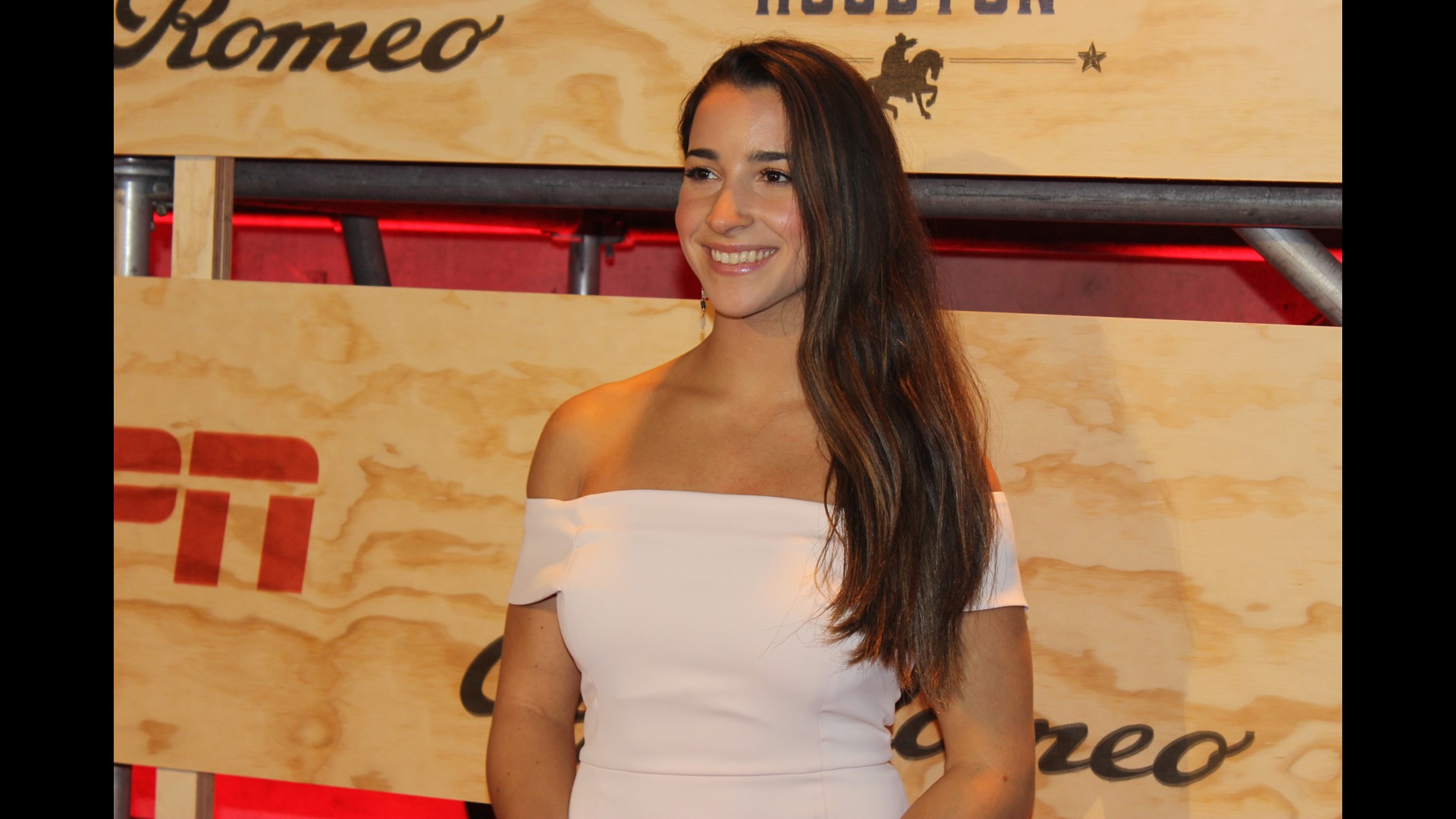 Photos: Stars come out for ESPN party | 9news.com