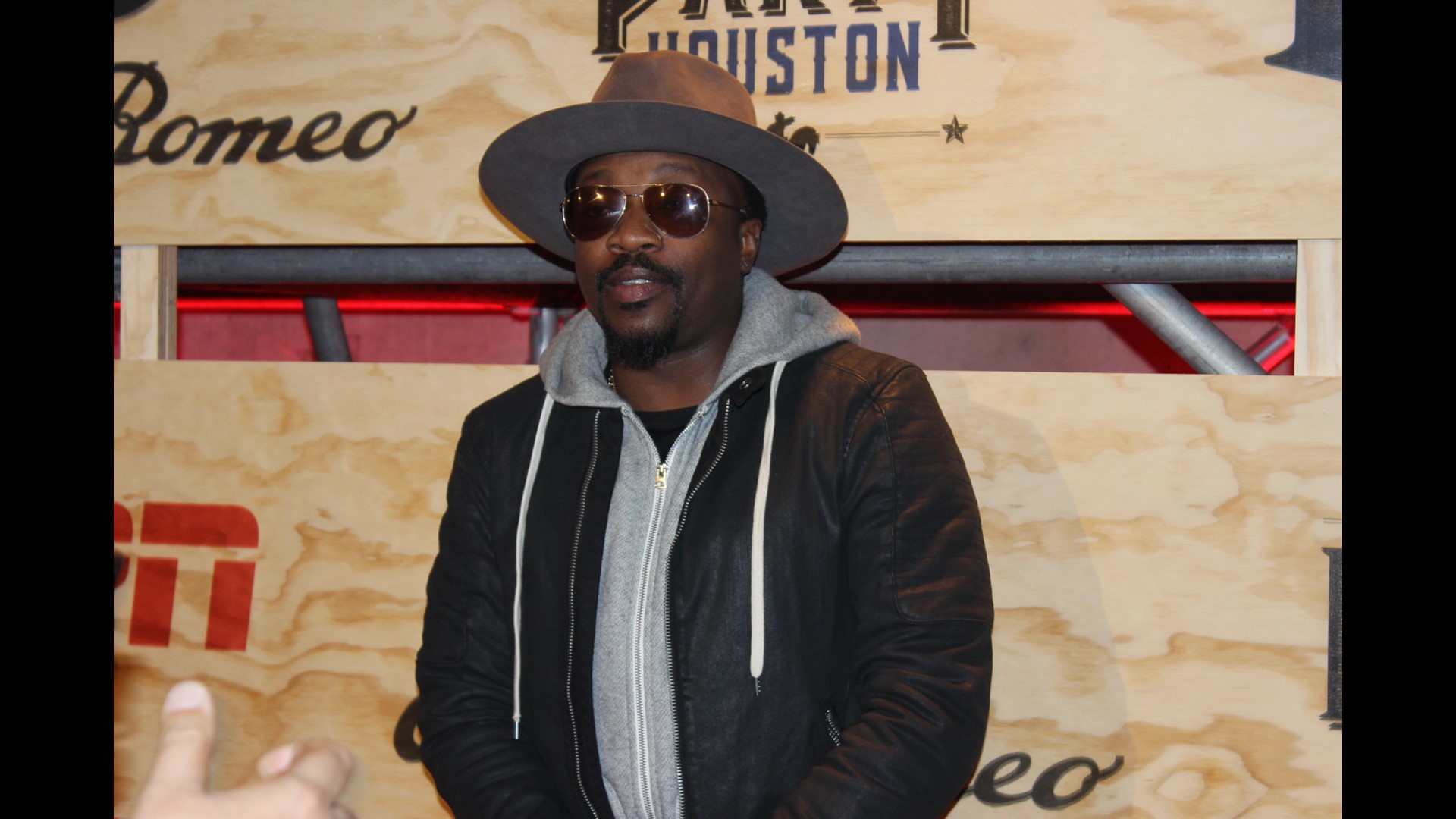 Photos: Stars come out for ESPN party | 9news.com