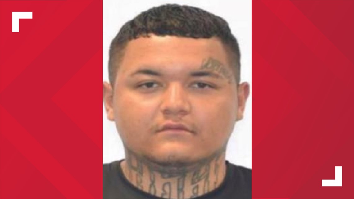 Edgewater standoff: DOC fugitive arrested on felony warrants | 9news.com