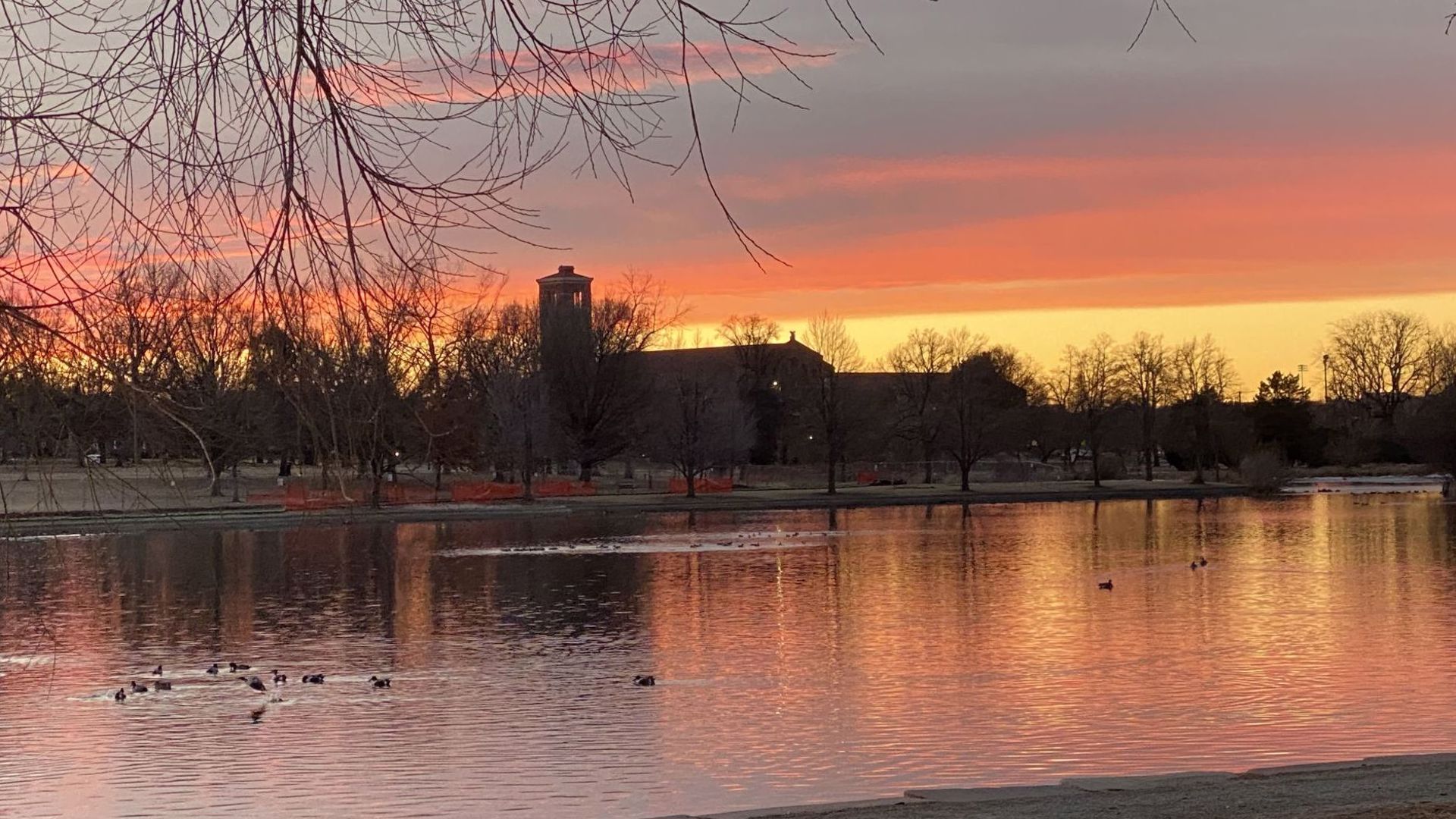 Your photos of terrific Colorado spring sunrise on March 1, 2023 ...