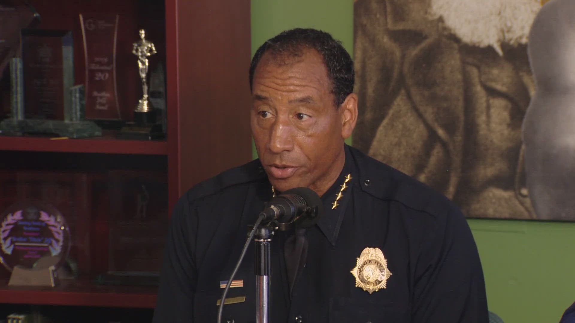 Denver police chief defends officer discipline proposal | 9news.com