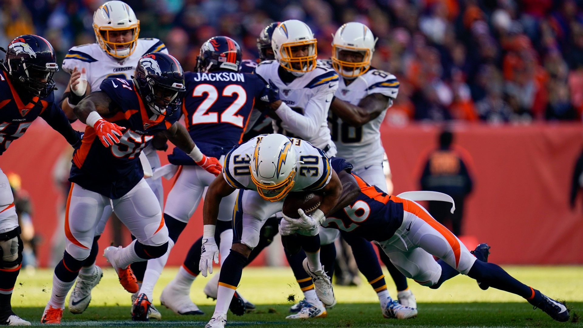 Beginner's Lock! Sutton helps rookie QB enjoy debut as Broncos defeat ...