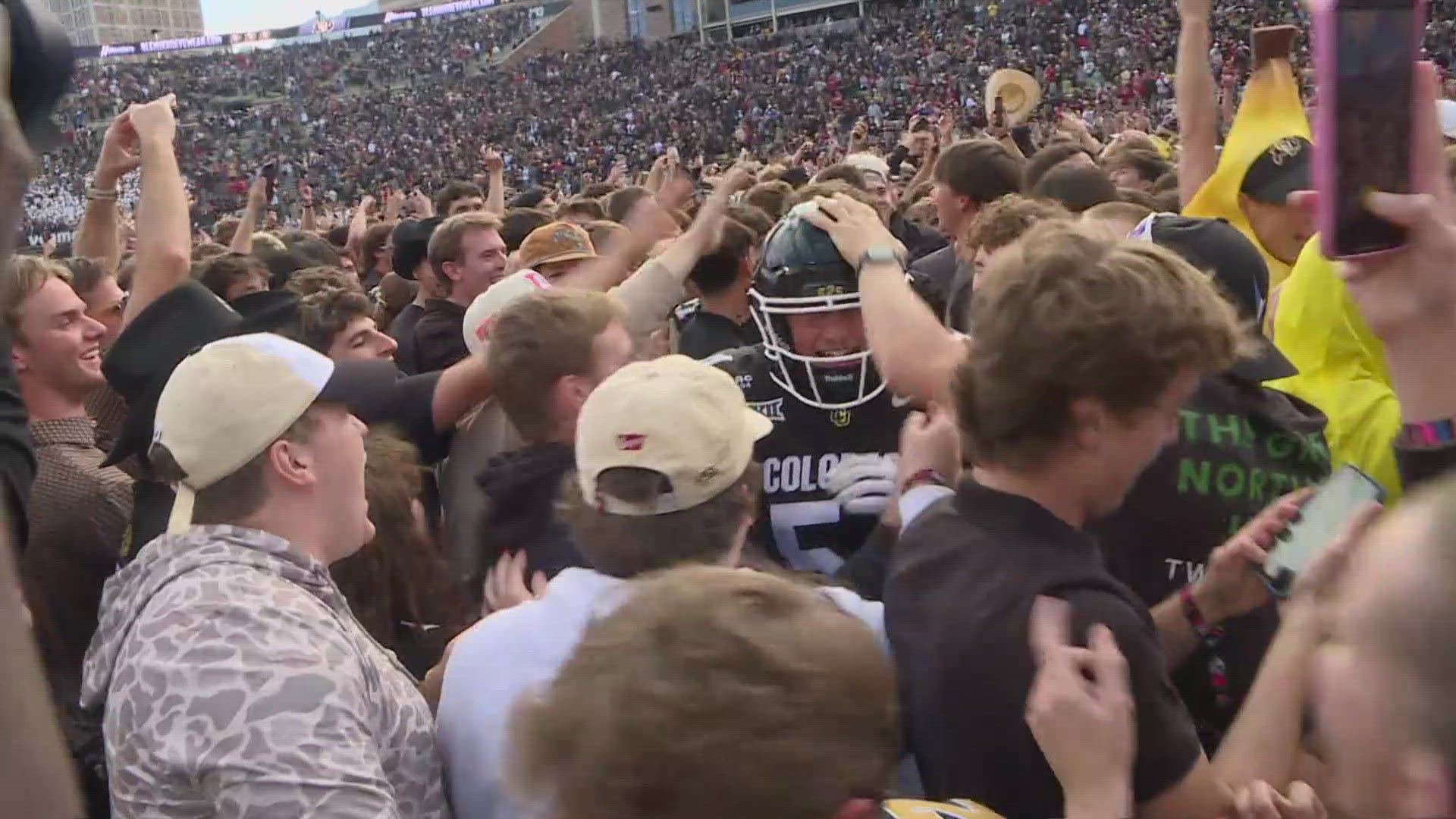 Colorado Boulder avoids Big 12 fine after field storm | 9news.com