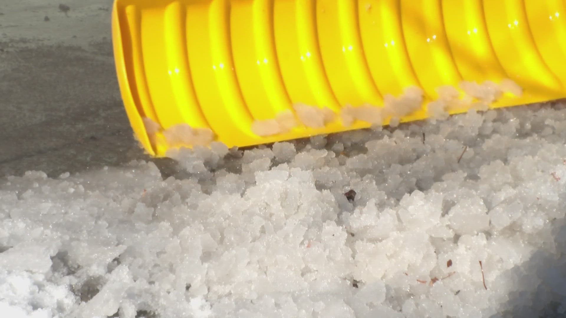 Latest Headlines | Sloppy, slushy snow a pain to shovel | 9news.com