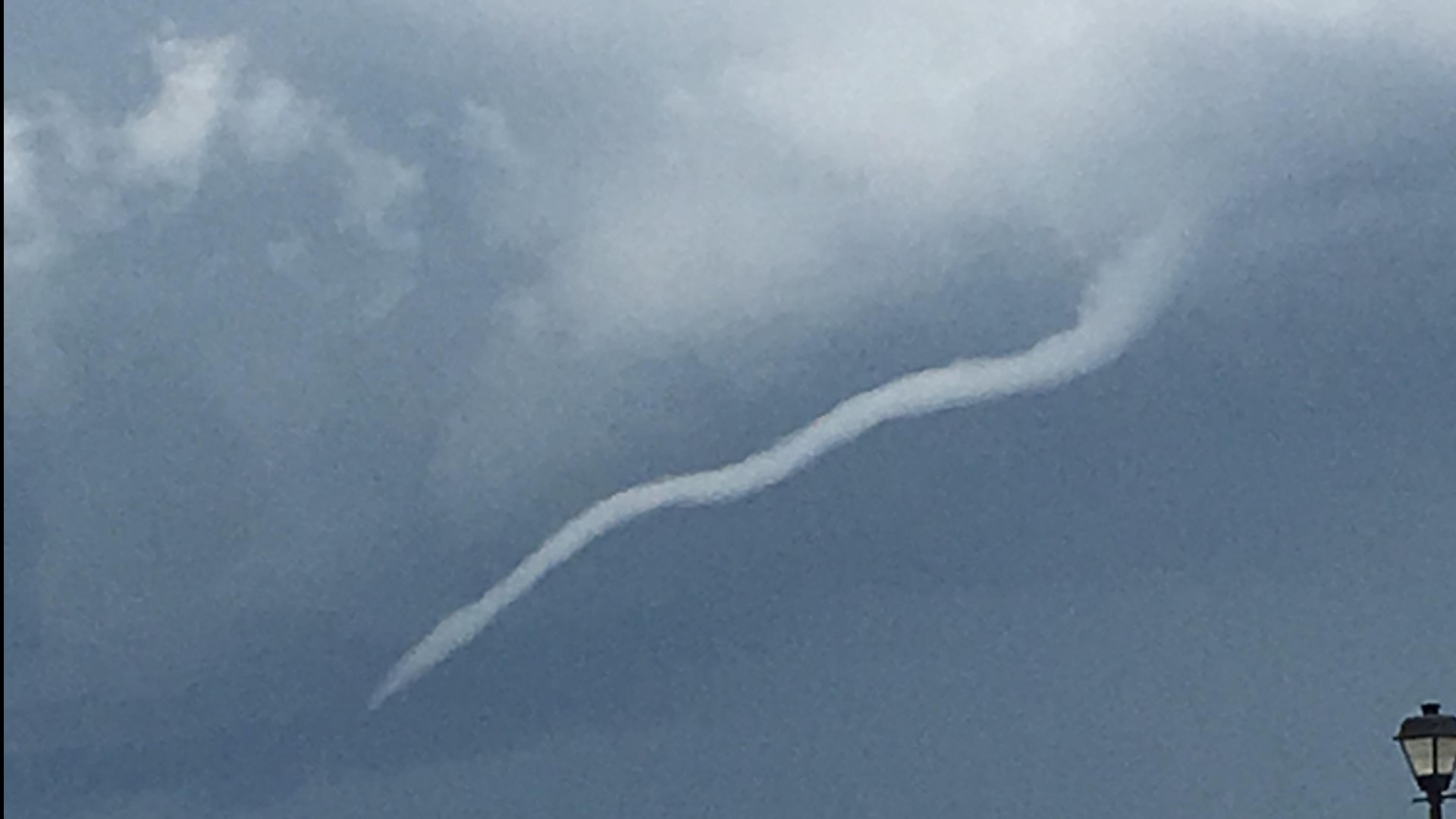 Colorado severe weather: Funnel clouds spotted in Aurora, Elizabeth ...