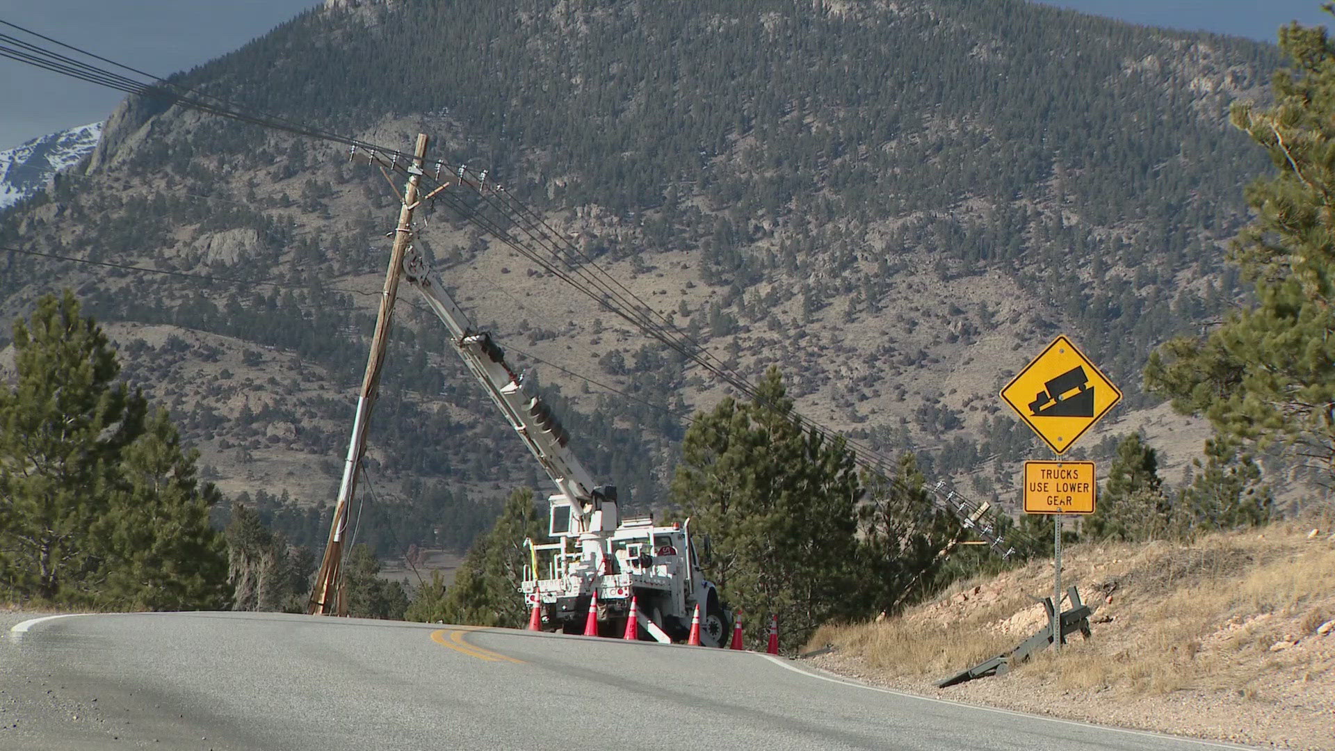 Thousands still without power after strong winds, public safety ...