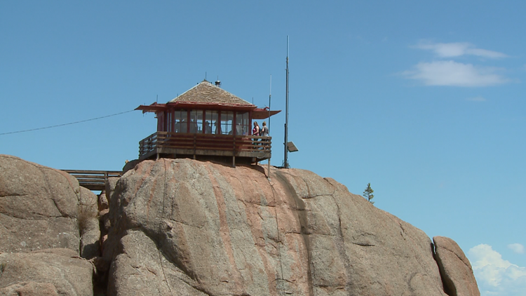 Devil's Tower Fire Lookout operator Billy Ellis retires after 3 decades ...