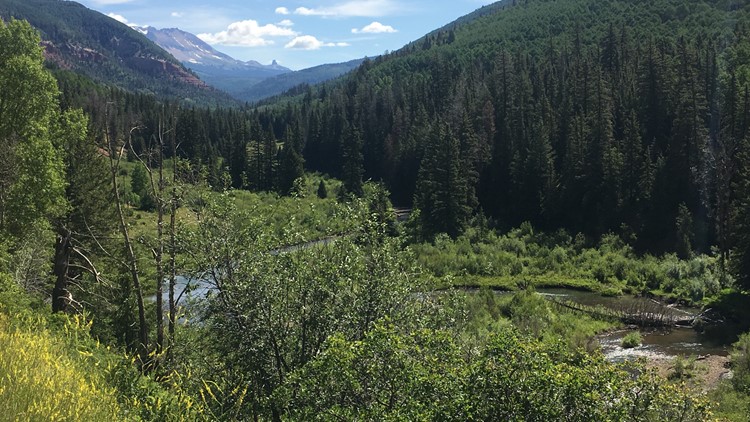Colorado's only geyser: How to get there and a look at the trail ...