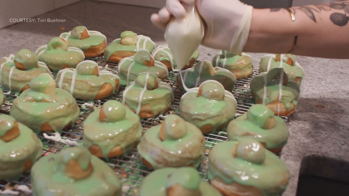 Pandemic Donuts delivers to Denver residents | 9news.com