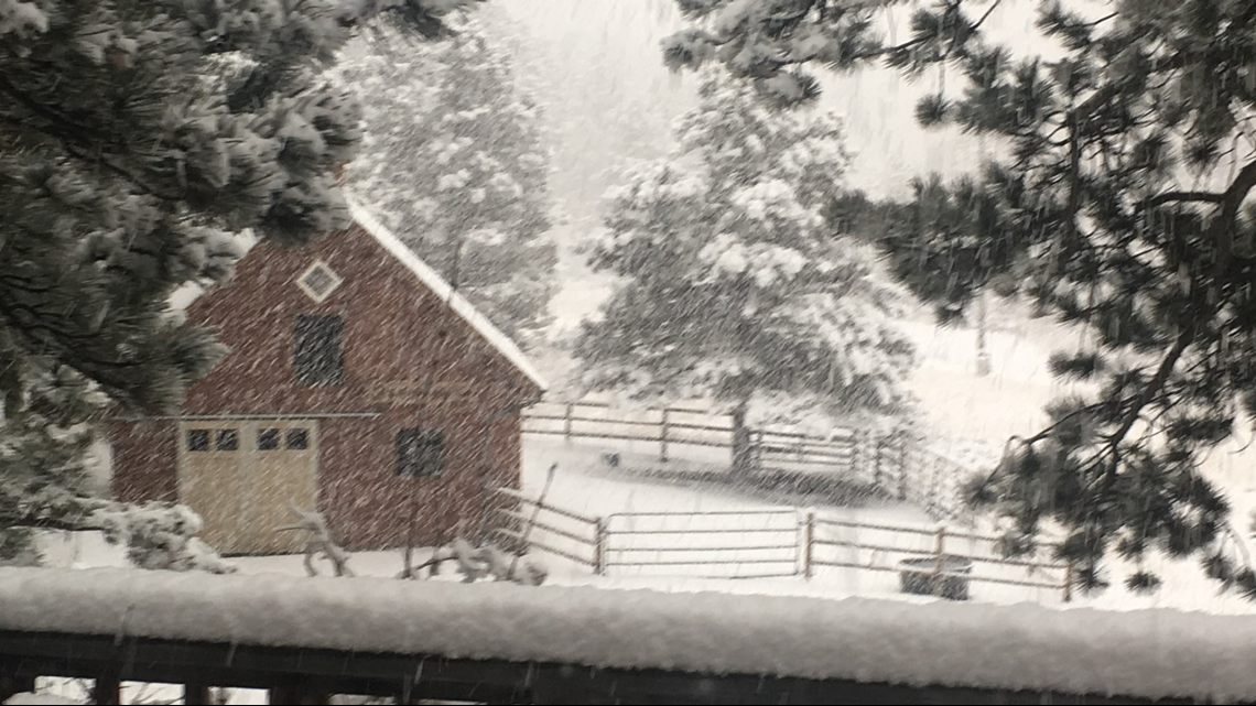 Colorado snowstorm: Blizzard bringing hurricane-force winds to Denver ...