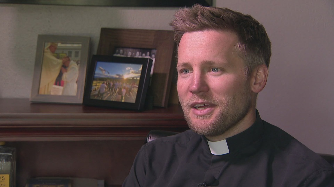 Priest celebrates Mass atop all Colorado 14ers | 9news.com