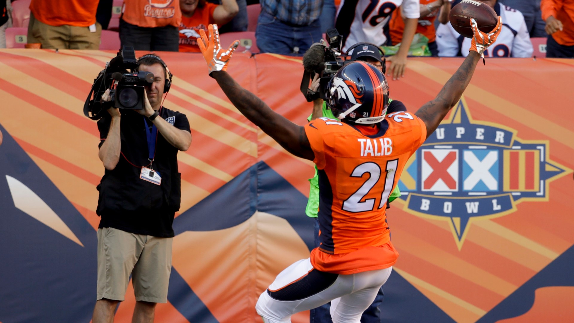 Former Denver Broncos DB Aqib Talib announces NFL retirement | 9news.com