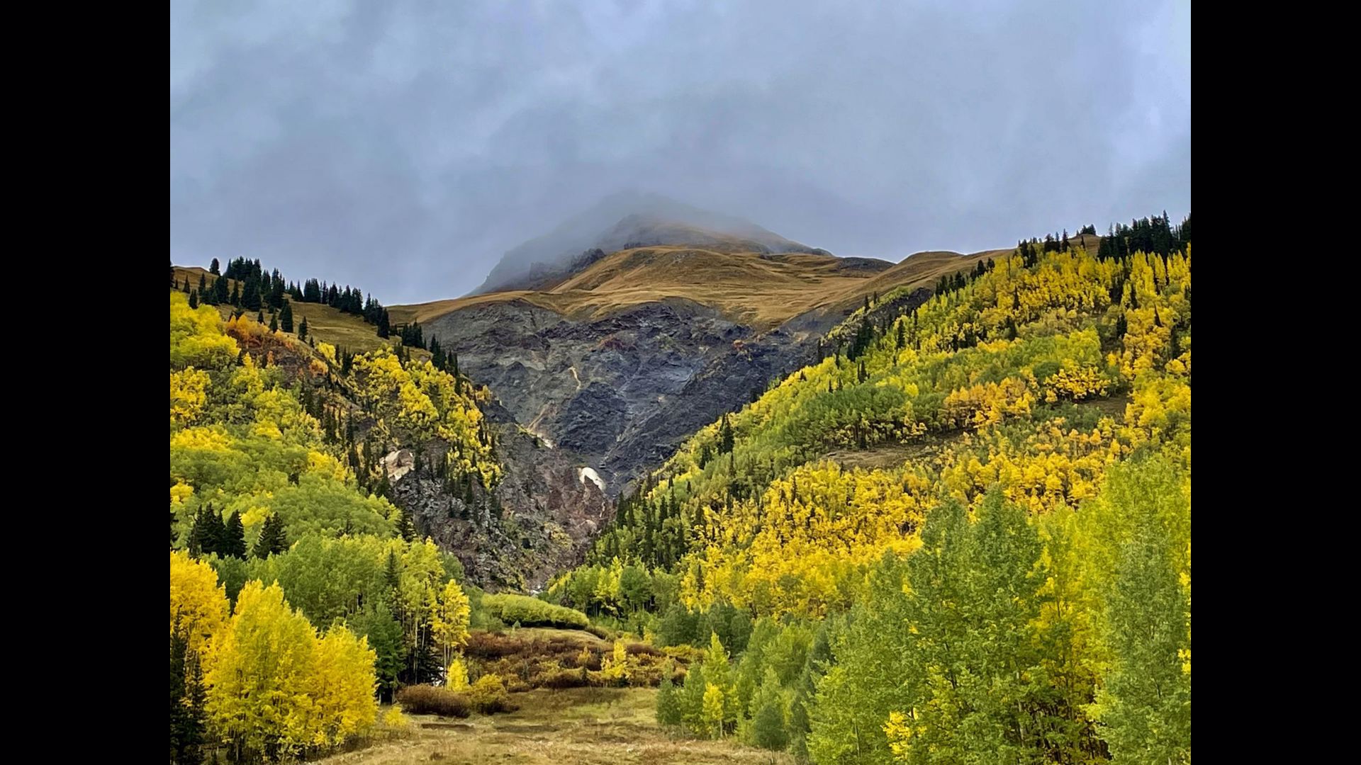 Fall leaves 2022: The best autumn walks, hikes, spots in Denver | 9news.com