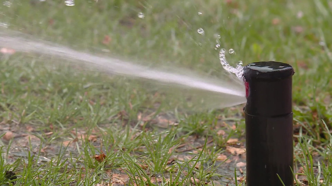 Denver Water asks customers to not turn on sprinklers during heat wave ...