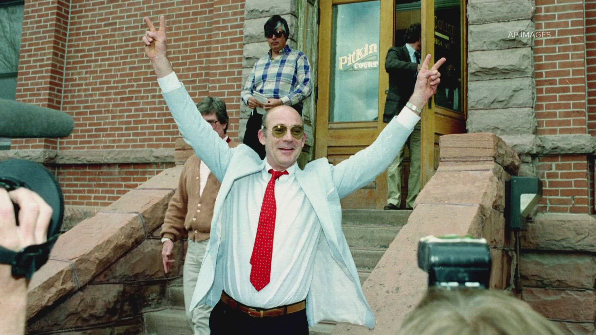 Canada's prime minister and Alberta's premier sign pipeline deal that ...