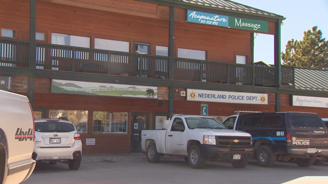 Boulder County deputies take over patrol of Nederland | 9news.com