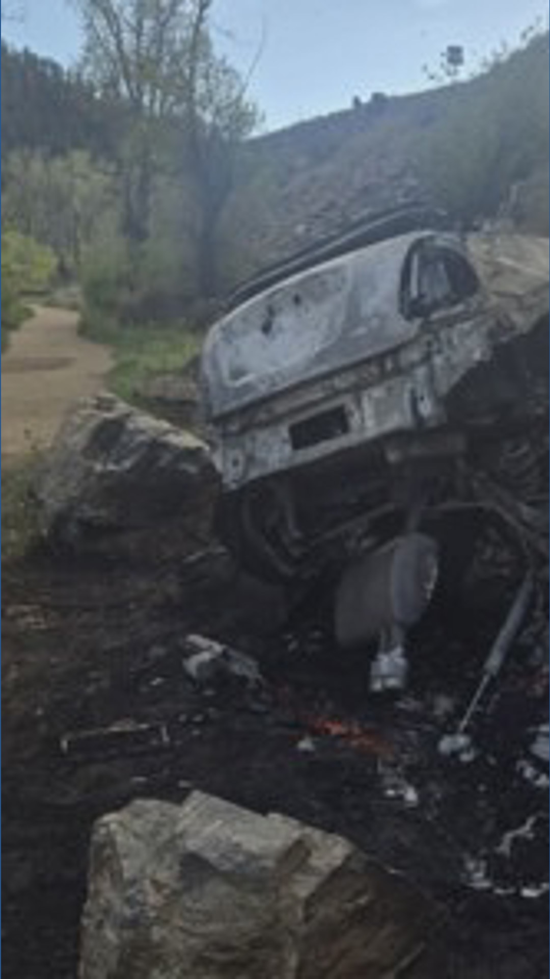 Fiery rollover crash near Lair o’ the Bear Park leaves driver ...