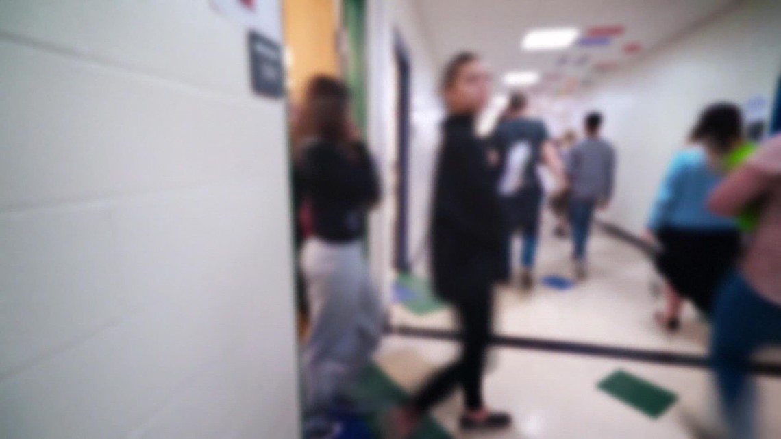 Alexander Johnson brings toughness as Broncos middle linebacker | 9news.com