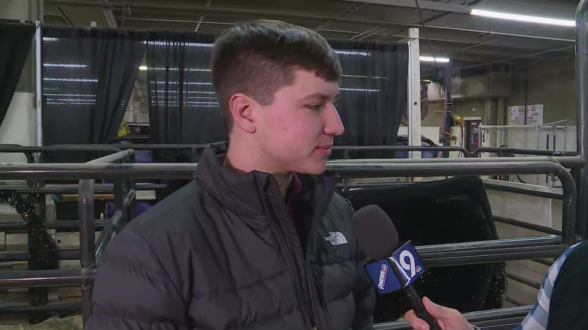 Report: Missing toddler thrown in Dumpster | 9news.com