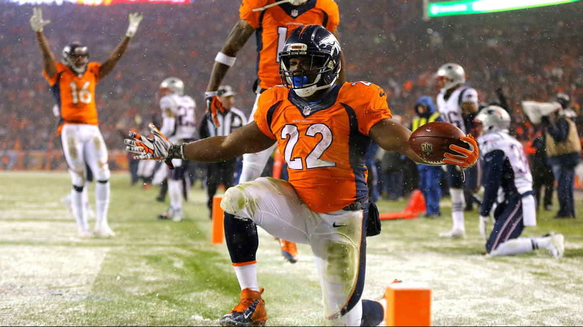 C.J. Anderson signs one-year deal with Carolina | 9news.com