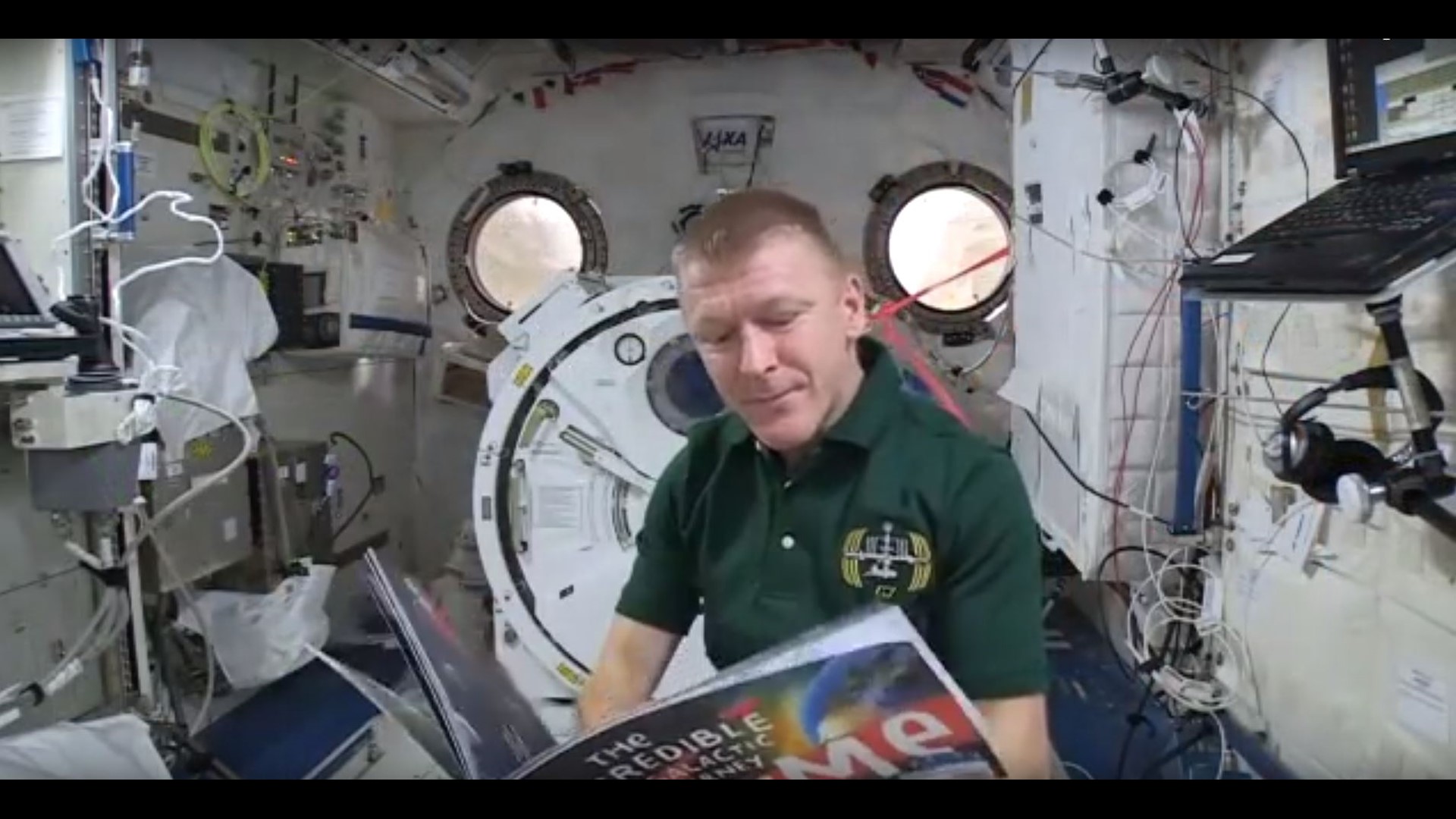 Astronauts read to kids from space | 9news.com