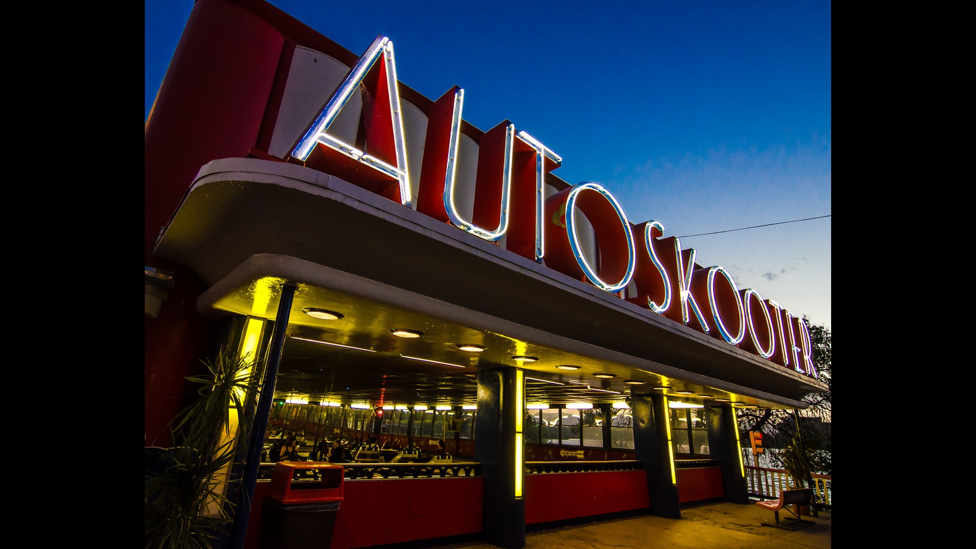 PHOTOS: A modern look at Lakeside | 9news.com