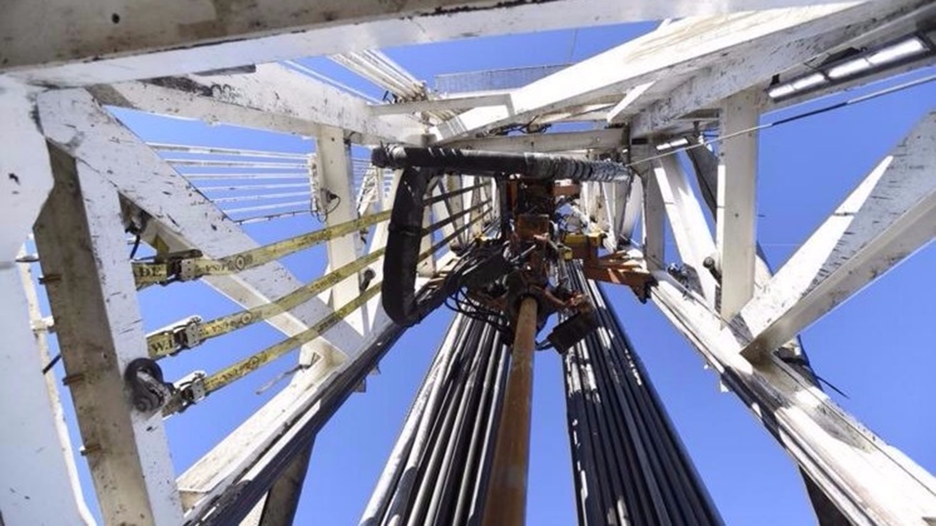 Colorado Supreme Court strikes down local fracking bans | 9news.com