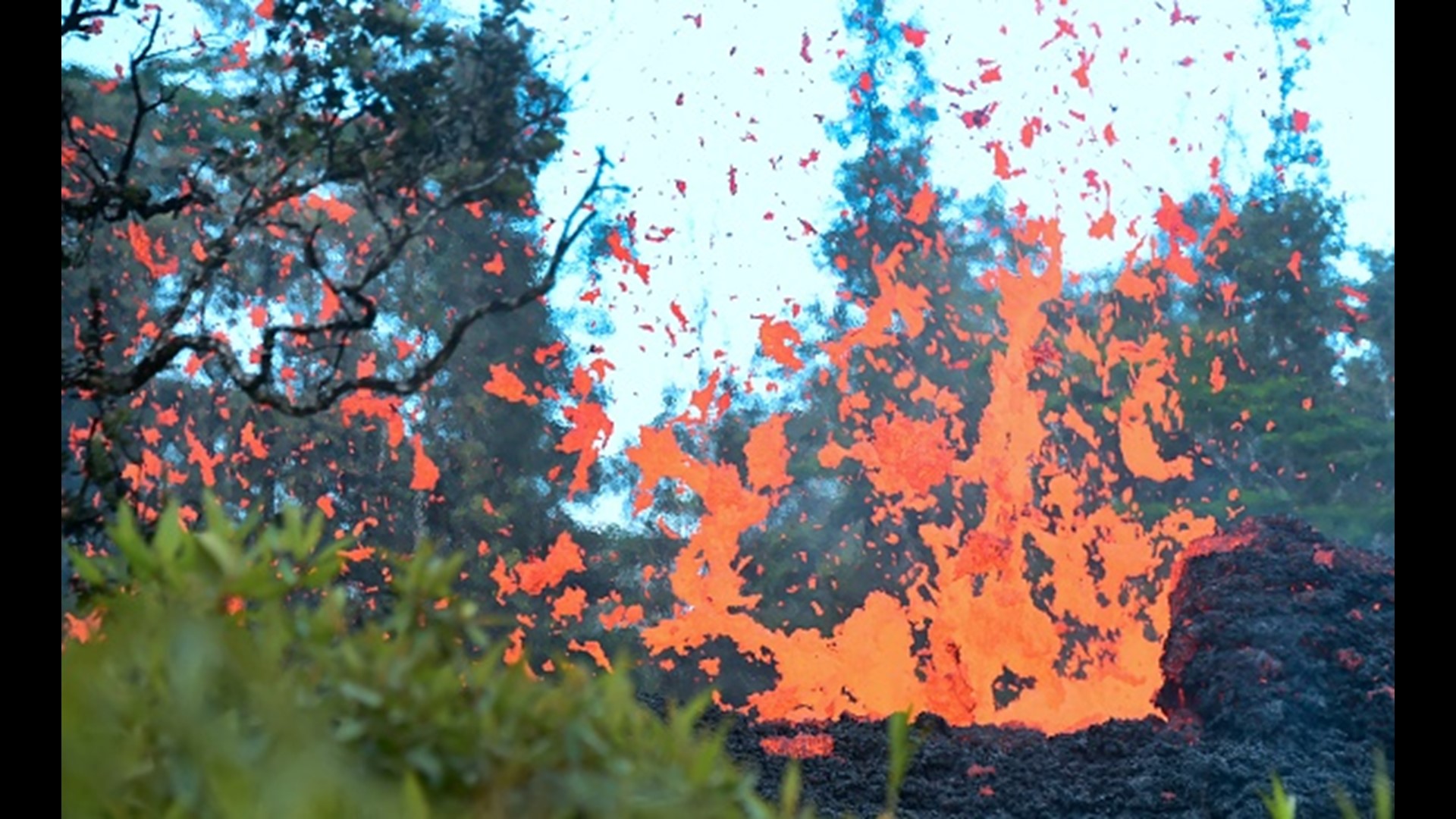 Scientist explains why lava is bursting through the ground in Hawaii ...