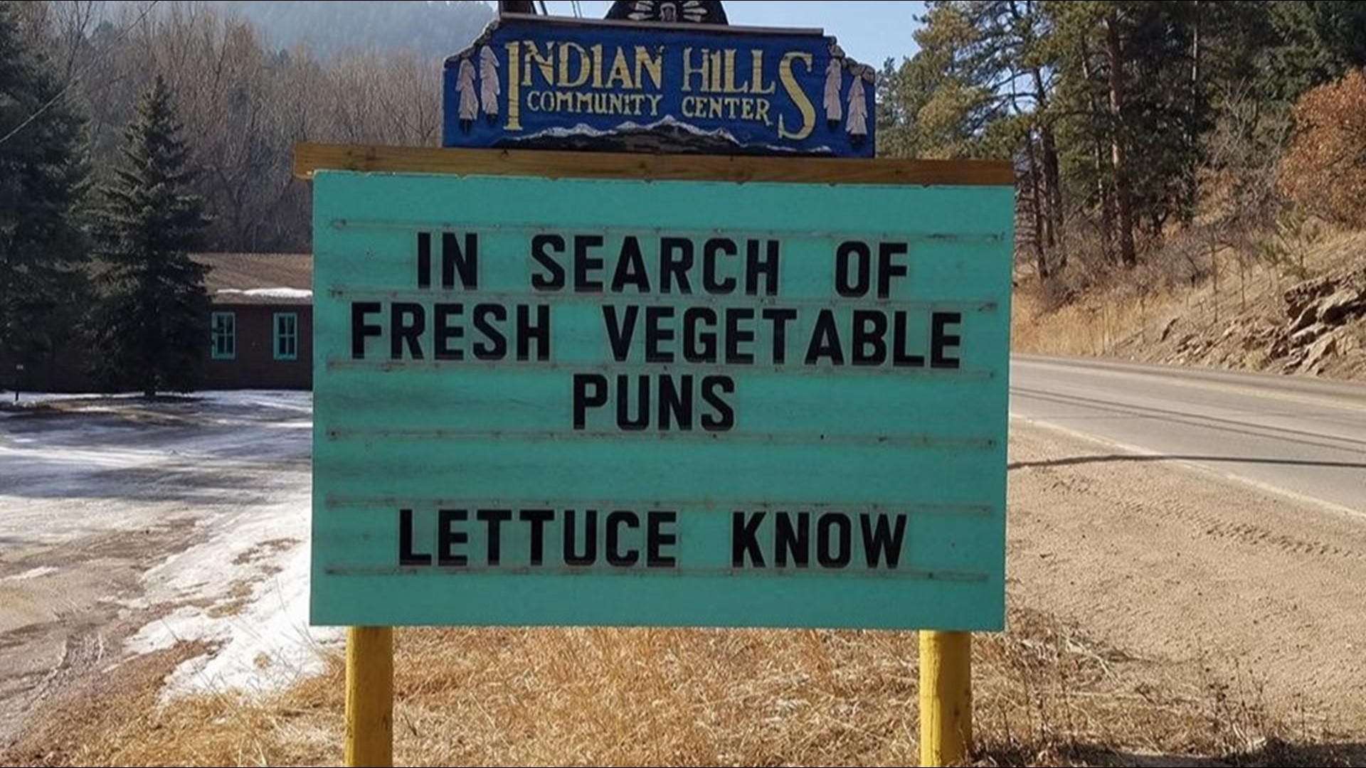 The story behind that punny sign in Indian Hills | 9news.com