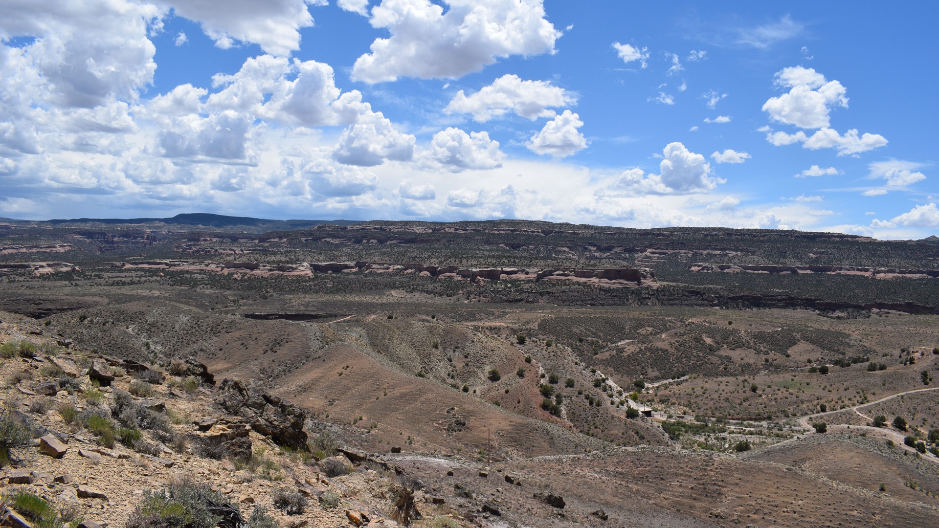 This Colorado town might remind you of Moab (and you could actually ...