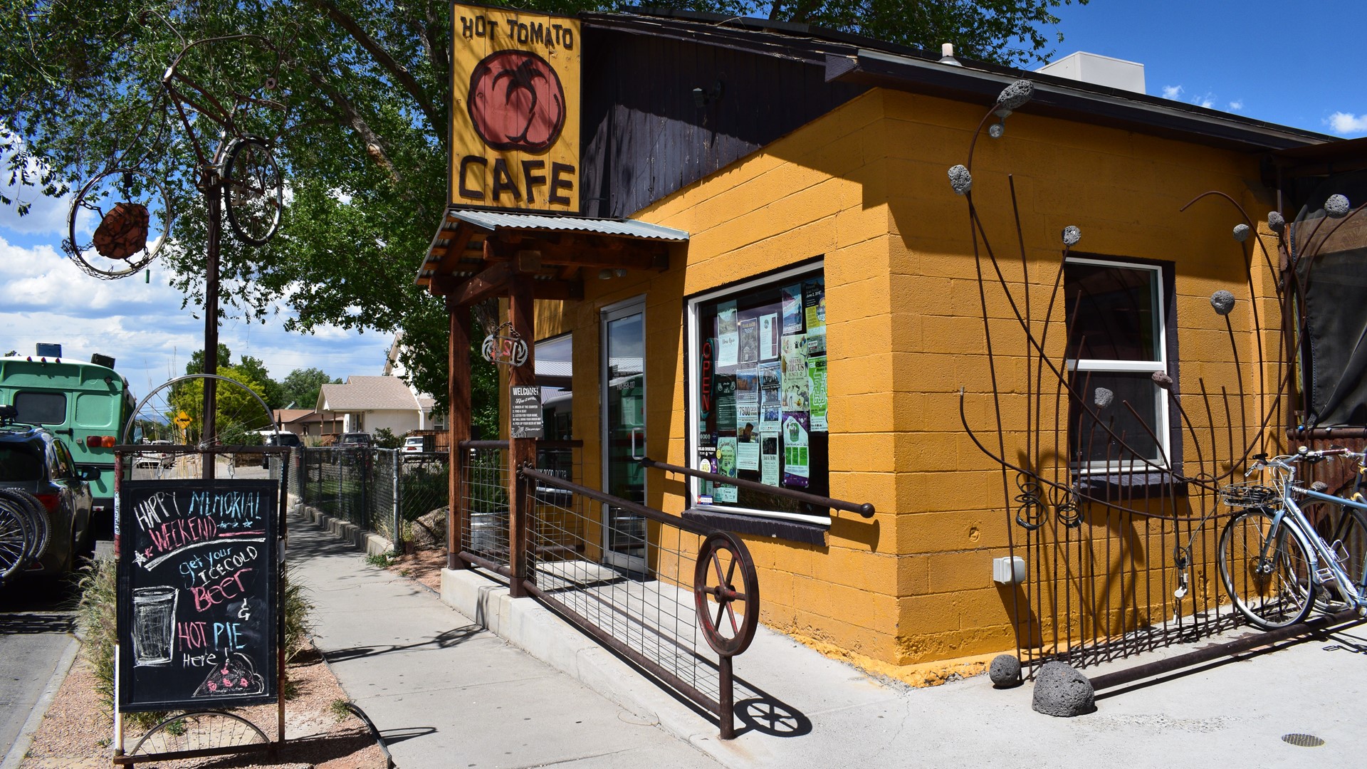 This Colorado town might remind you of Moab (and you could actually ...