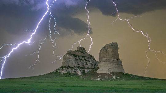 PHOTOS: Incredible shots of lightning storm on Nebraska panhandle ...