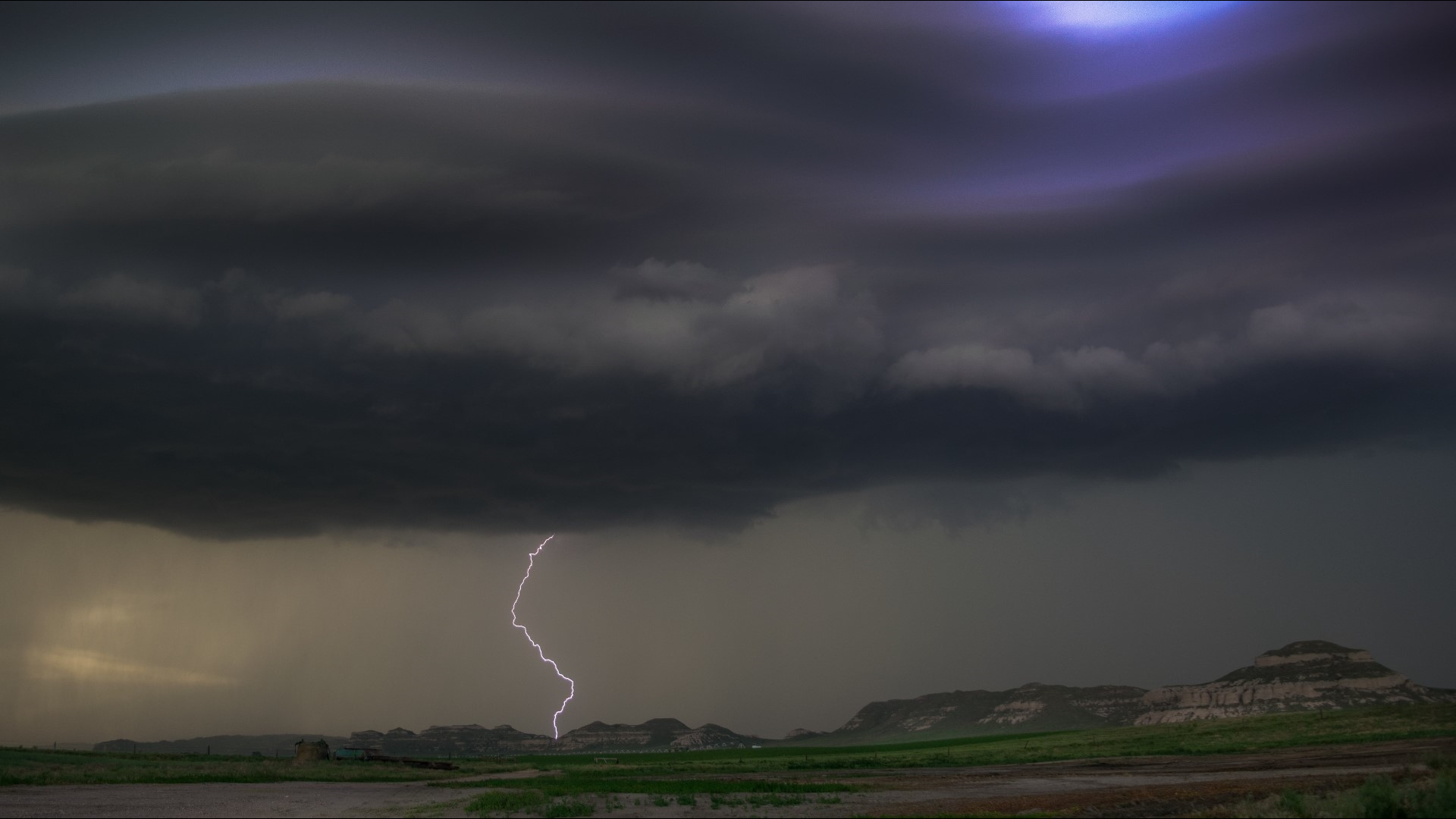 PHOTOS: Incredible shots of lightning storm on Nebraska panhandle ...