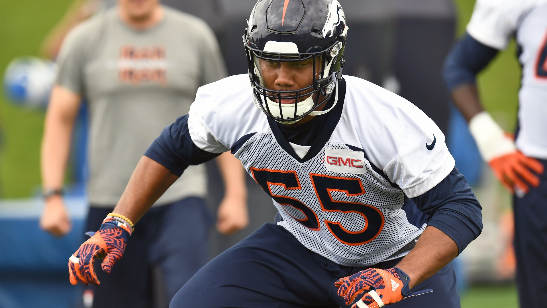 Broncos depth chart has Chubb ahead of Ray, Booker as No. 1 RB; Lindsay ...