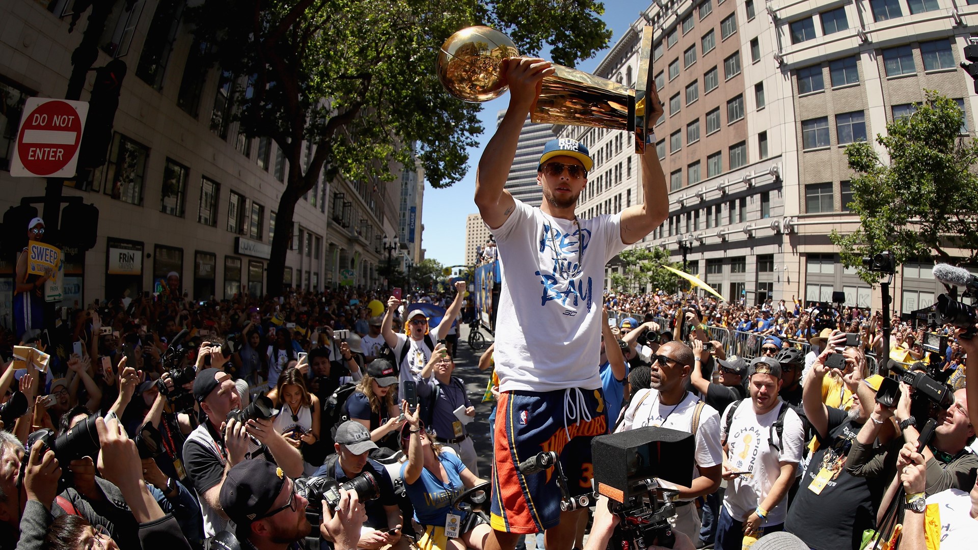 PHOTOS | Golden State Warriors victory parade | 9news.com
