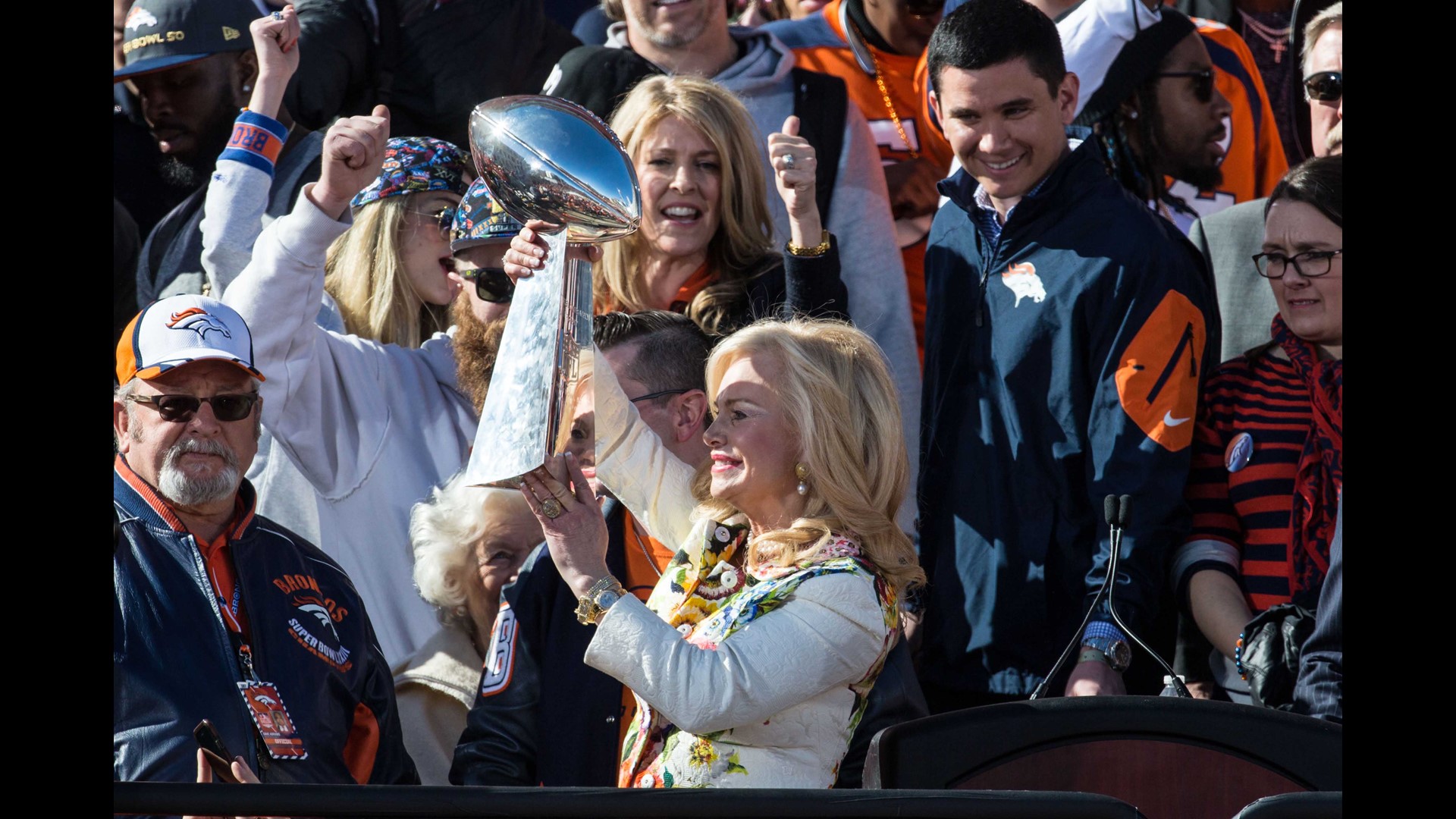 Annabel Bowlen, wife of Broncos owner, announces she too has Alzheimer ...
