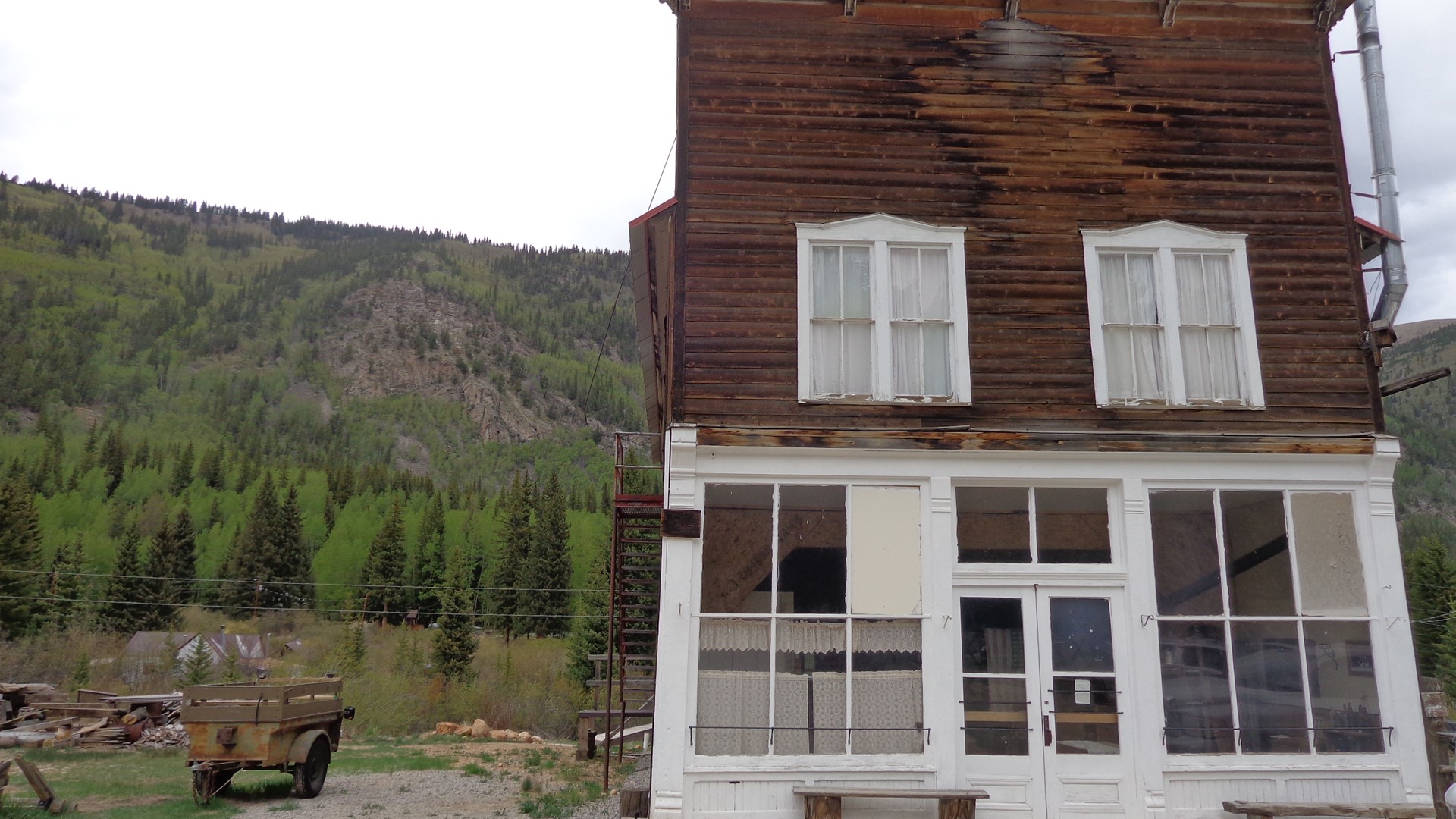Why hundreds of people visit this abandoned Colorado town each summer ...