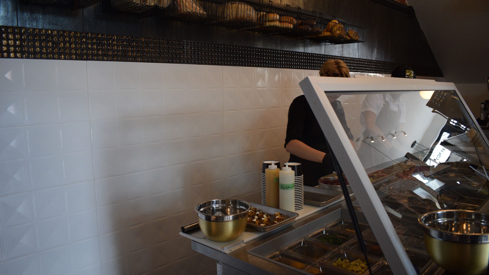 A look inside the Jewish deli that opened in Denver today | 9news.com