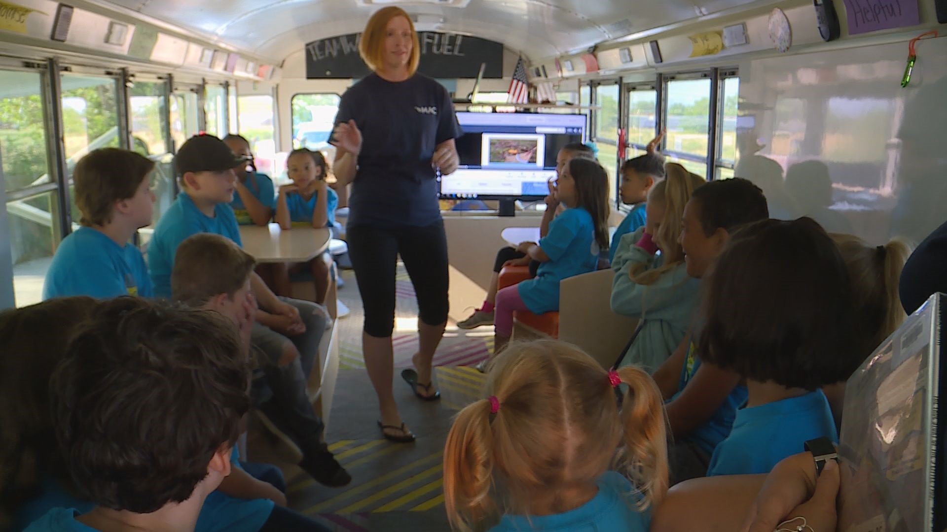 School bus transformed into roaming classroom | 9news.com